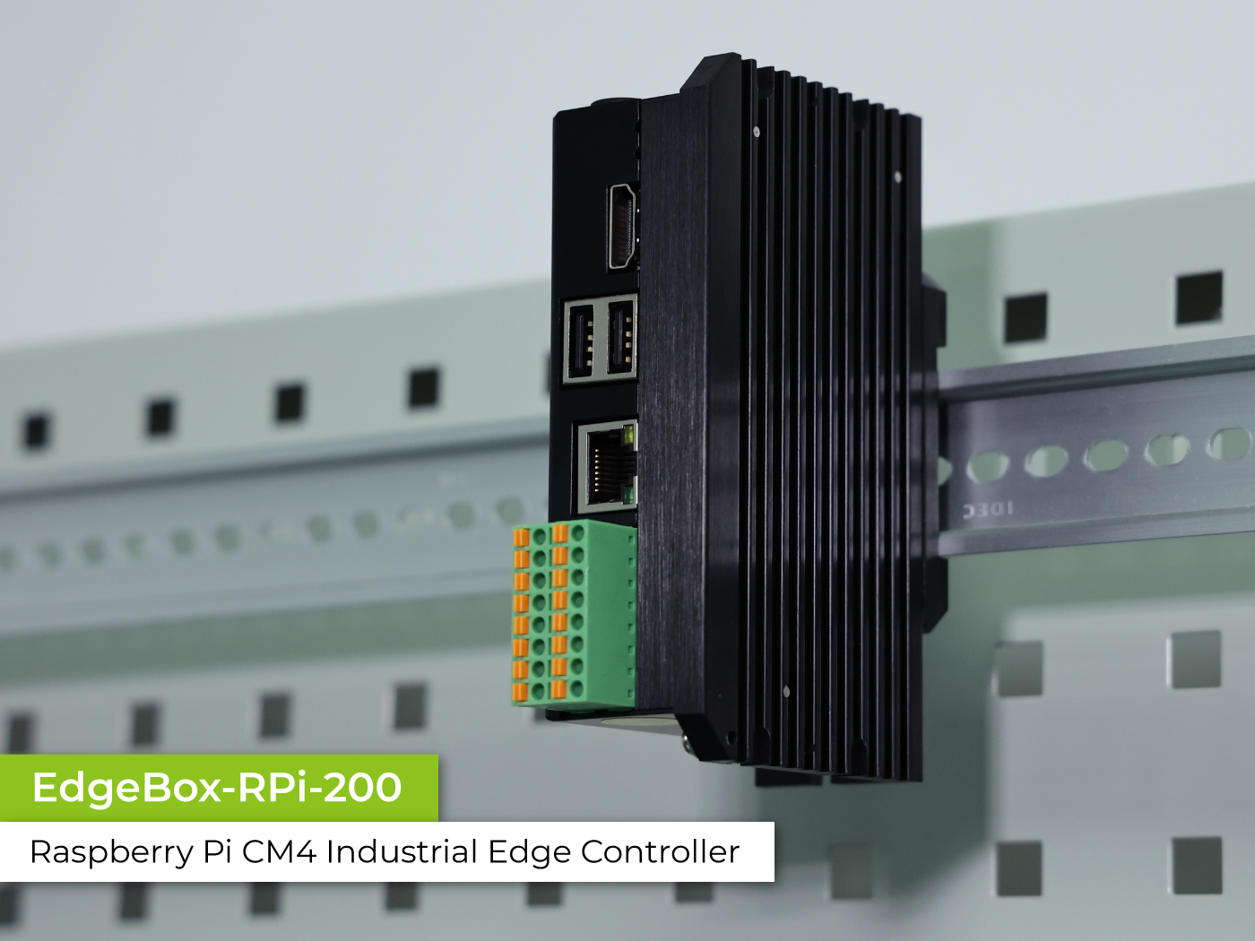 EdgeBox RPi 200 - Industrial Edge Controller with CM4
