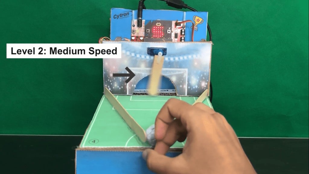 DIY Football Game Using REKA:BIT With Micro:bit