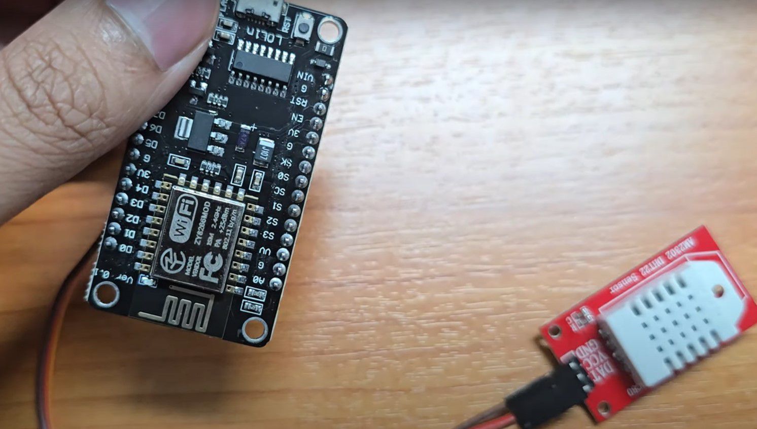 Home Assistant 2024 (EP.4)เชื่อมต่อกับ Nodemcu ESP8266 และ Sonoff Basic R2 ด้วย ESPHome