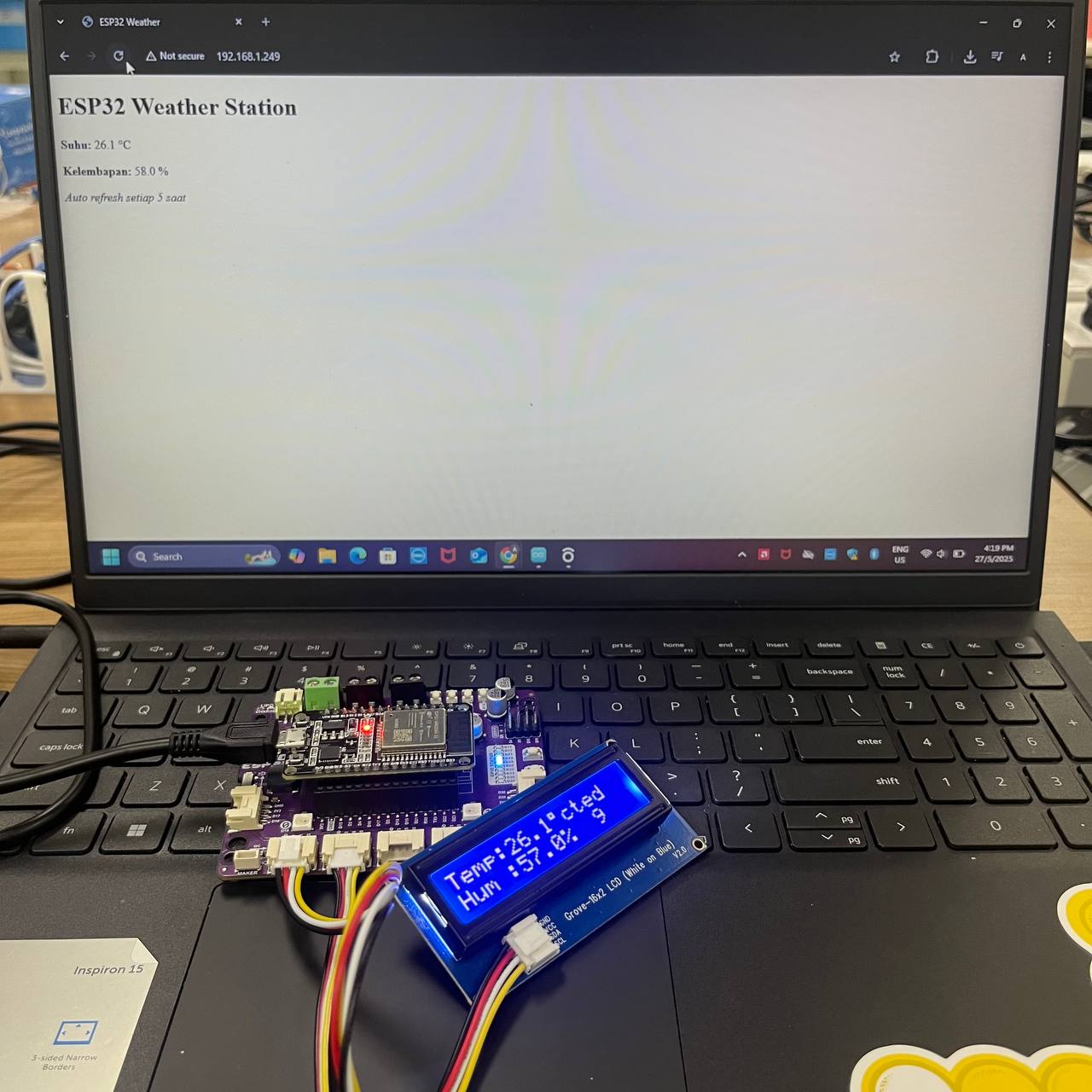 ESP32 Smart Weather Station with Live WiFi Updates